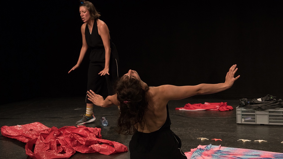 ¿Cómo se hace una performance? | MuroTRON